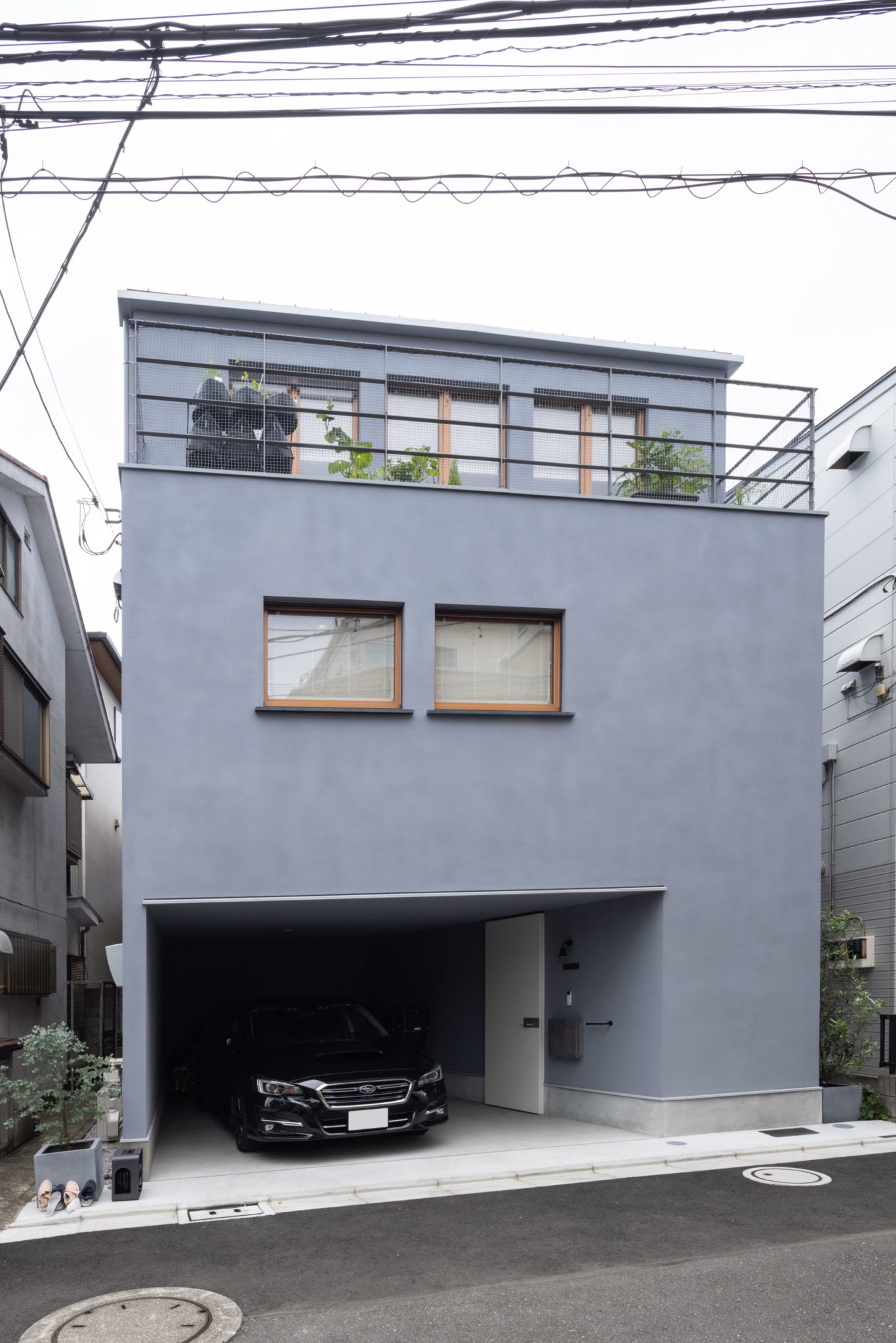 光と感性が紡いだ、都市に咲く住まい - Mateni